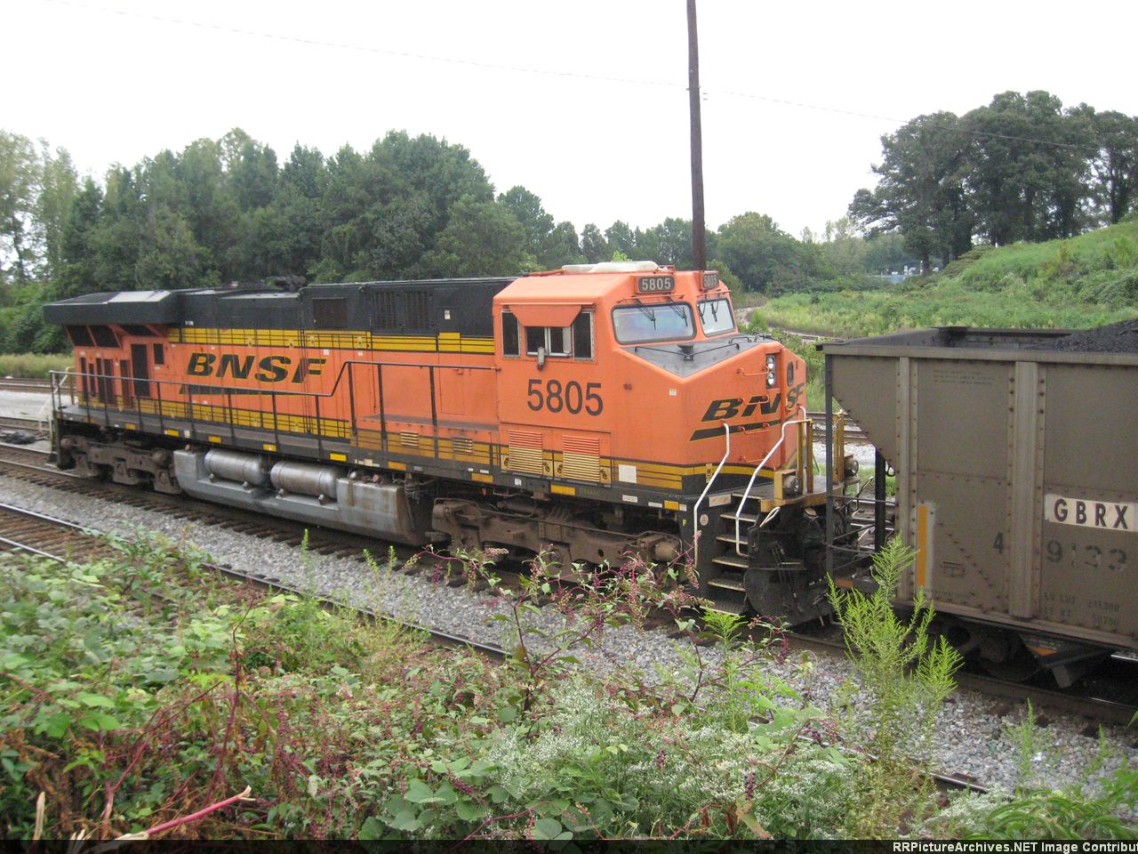 BNSF 5805